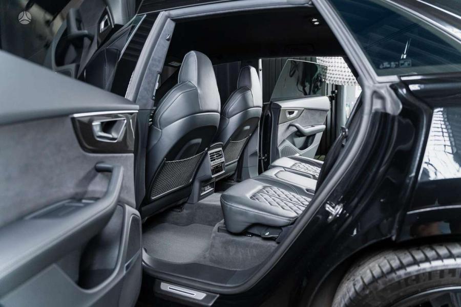 Black Audi SQ8 2023 in Vilnius, with an engine capacity of 4.00 L and mileage of 73 thousand km for 75000 €, photo 34 on AUTOMOTO.COM.LV