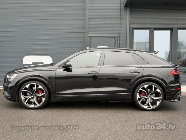 Melns Audi SQ8 2019 Tallina, ar dzinēja tilpumu 4.00 L un nobraukumu 93 tūkst. km par 69995 €, foto 4 vietnē AUTOMOTO.COM.LV