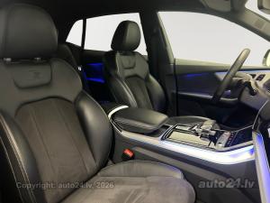 Black Audi SQ8 2020 in Tallinn, with an engine capacity of 4.00 L and mileage of 74 thousand km for 69900 €, photo 16 on AUTOMOTO.COM.LV