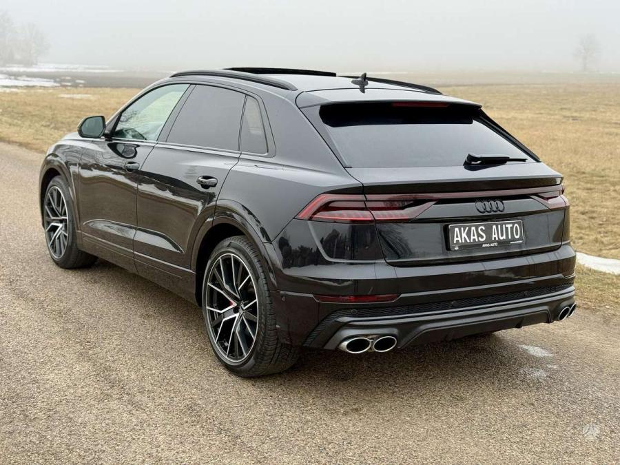 Melns Audi SQ8 2020 Vilkaviškis, ar dzinēja tilpumu 3.96 L un nobraukumu 201 tūkst. km par 56900 €, foto 5 vietnē AUTOMOTO.COM.LV