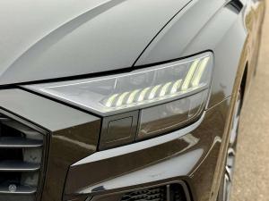 Melns Audi SQ8 2020 Vilkaviškis, ar dzinēja tilpumu 3.96 L un nobraukumu 201 tūkst. km par 56900 €, foto 8 vietnē AUTOMOTO.COM.LV