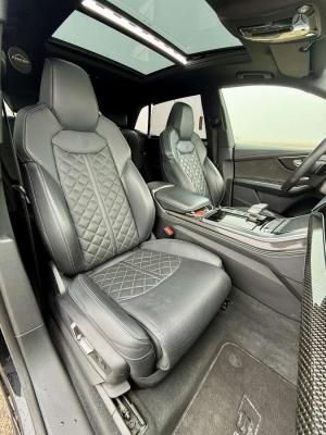 Melns Audi SQ8 2020 Vilkaviškis, ar dzinēja tilpumu 3.96 L un nobraukumu 201 tūkst. km par 56900 €, foto 25 vietnē AUTOMOTO.COM.LV