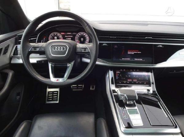 Black Audi SQ8 2021 in Vilnius, with an engine capacity of 4.00 L and mileage of 94 thousand km for 69000 €, photo 4 on AUTOMOTO.COM.LV