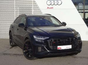 Black Audi SQ8 2021 in Vilnius, with an engine capacity of 4.00 L and mileage of 94 thousand km for 69000 €, photo 6 on AUTOMOTO.COM.LV
