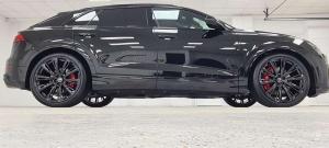 Black Audi SQ8 2024 in Ukmerge, with an engine capacity of 4.00 L and mileage of 40 thousand km for 91500 €, photo 11 on AUTOMOTO.COM.LV