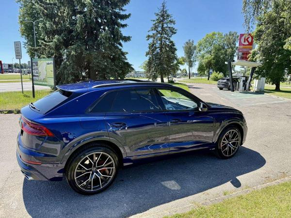 Blue Audi SQ8 2019 in Taurage, with an engine capacity of 3.96 L and mileage of 210 thousand km for 49000 €, photo 5 on AUTOMOTO.COM.LV
