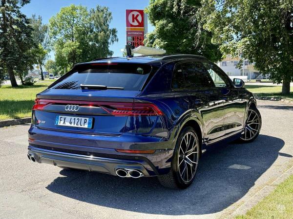 Blue Audi SQ8 2019 in Taurage, with an engine capacity of 3.96 L and mileage of 210 thousand km for 49000 €, photo 7 on AUTOMOTO.COM.LV