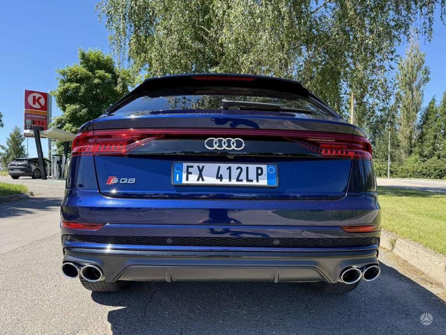 Zils Audi SQ8 2019 Tauragė, ar dzinēja tilpumu 3.96 L un nobraukumu 210 tūkst. km par 49000 €, foto 9 vietnē AUTOMOTO.COM.LV