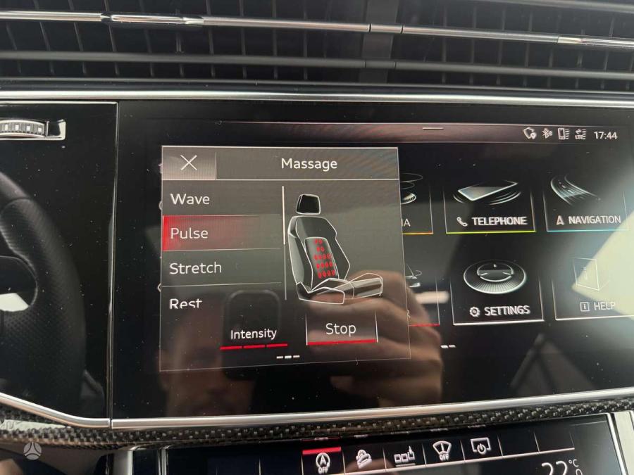 Zils Audi SQ8 2019 Tauragė, ar dzinēja tilpumu 3.96 L un nobraukumu 210 tūkst. km par 49000 €, foto 33 vietnē AUTOMOTO.COM.LV
