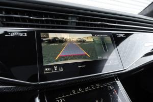 Audi SQ8 2019 Mārupe, ar dzinēja tilpumu 4.00 L un nobraukumu 197 tūkst. km par 54750 €, foto 30 vietnē AUTOMOTO.COM.LV