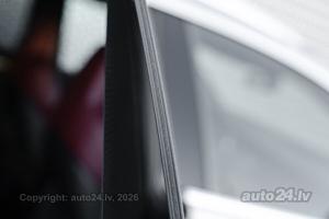 Pelēks Audi SQ8 2019 Rīga, ar dzinēja tilpumu 4.00 L un nobraukumu 197 tūkst. km par 56364 €, foto 11 vietnē AUTOMOTO.COM.LV