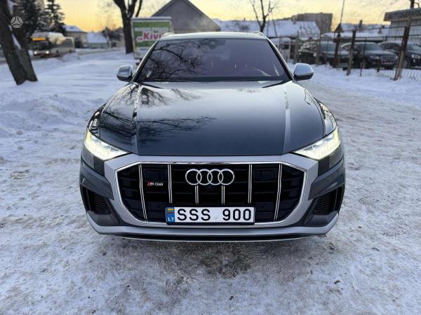 Pelēks Audi SQ8 2020 Ukmergė, ar dzinēja tilpumu 3.96 L un nobraukumu 245 tūkst. km par 56500 €, foto 3 vietnē AUTOMOTO.COM.LV