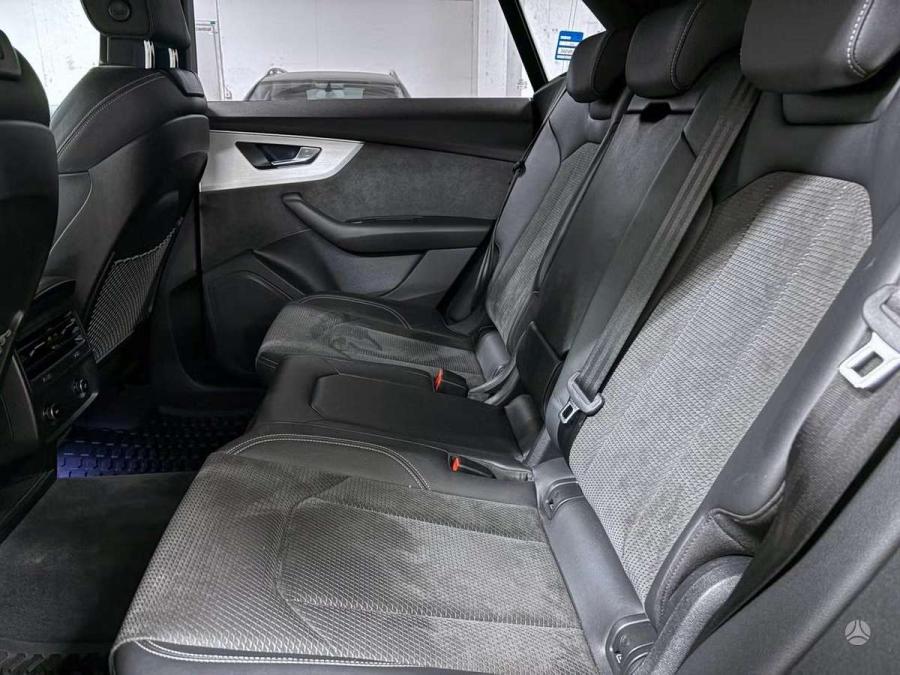 Серый Ауди SQ8 2020 в Вильнюс, объемом двигателя 4.00 л и пробегом 69 тыс. км за 65500 €, фото 14 на AUTOMOTO.COM.LV