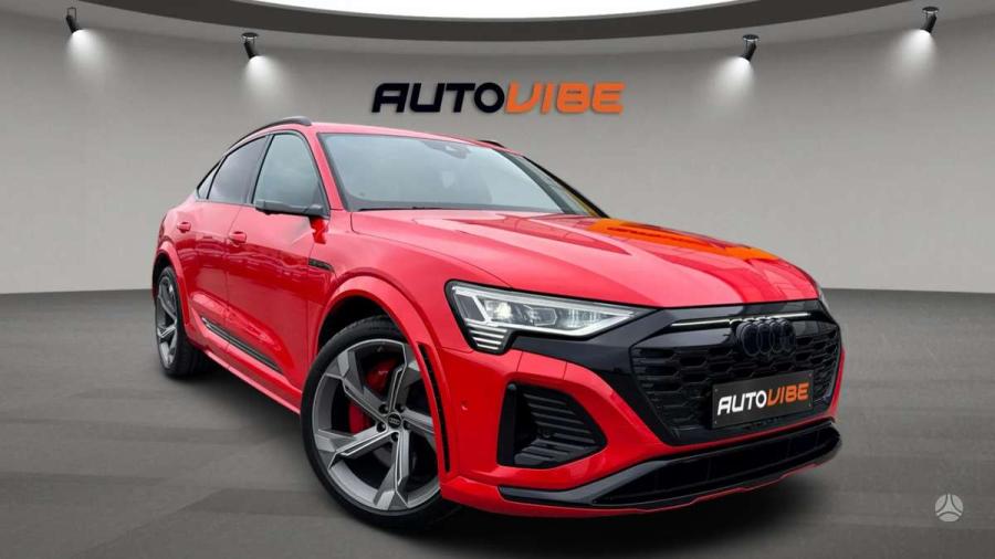 Красный Ауди SQ8 Sportback e-tron 2024 в Вильнюс, объемом двигателя 0.00 л и пробегом 5 тыс. км за 69222 €, фото 1 на AUTOMOTO.COM.LV