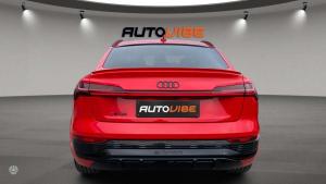 Красный Ауди SQ8 Sportback e-tron 2024 в Вильнюс, объемом двигателя 0.00 л и пробегом 5 тыс. км за 69222 €, фото 6 на AUTOMOTO.COM.LV