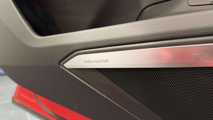 Красный Ауди SQ8 Sportback e-tron 2024 в Вильнюс, объемом двигателя 0.00 л и пробегом 5 тыс. км за 69222 €, фото 15 на AUTOMOTO.COM.LV