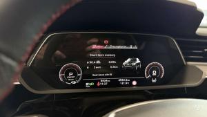 Красный Ауди SQ8 Sportback e-tron 2024 в Вильнюс, объемом двигателя 0.00 л и пробегом 5 тыс. км за 69222 €, фото 19 на AUTOMOTO.COM.LV