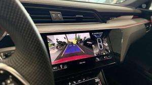 Красный Ауди SQ8 Sportback e-tron 2024 в Вильнюс, объемом двигателя 0.00 л и пробегом 5 тыс. км за 69222 €, фото 22 на AUTOMOTO.COM.LV