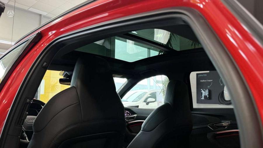 Красный Ауди SQ8 Sportback e-tron 2024 в Вильнюс, объемом двигателя 0.00 л и пробегом 5 тыс. км за 69222 €, фото 33 на AUTOMOTO.COM.LV