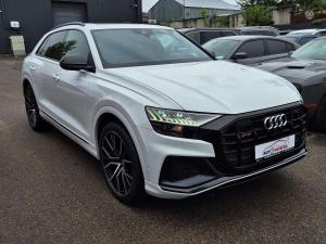 Balts Audi SQ8 2021 Viļņa, ar dzinēja tilpumu 4.00 L un nobraukumu 112 tūkst. km par 53800 €, foto  vietnē AUTOMOTO.COM.LV