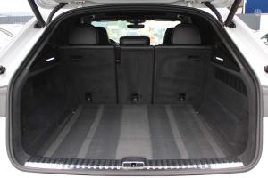 Balts Audi SQ8 2021 Viļņa, ar dzinēja tilpumu 4.00 L un nobraukumu 112 tūkst. km par 53800 €, foto 12 vietnē AUTOMOTO.COM.LV
