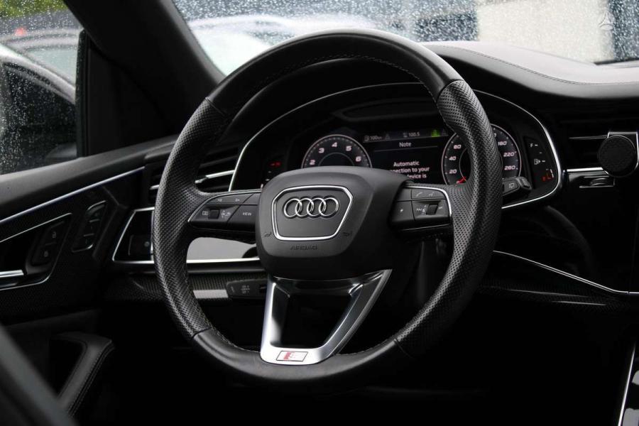 Balts Audi SQ8 2021 Viļņa, ar dzinēja tilpumu 4.00 L un nobraukumu 112 tūkst. km par 53800 €, foto 17 vietnē AUTOMOTO.COM.LV