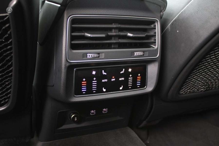 Balts Audi SQ8 2021 Viļņa, ar dzinēja tilpumu 4.00 L un nobraukumu 112 tūkst. km par 53800 €, foto 27 vietnē AUTOMOTO.COM.LV
