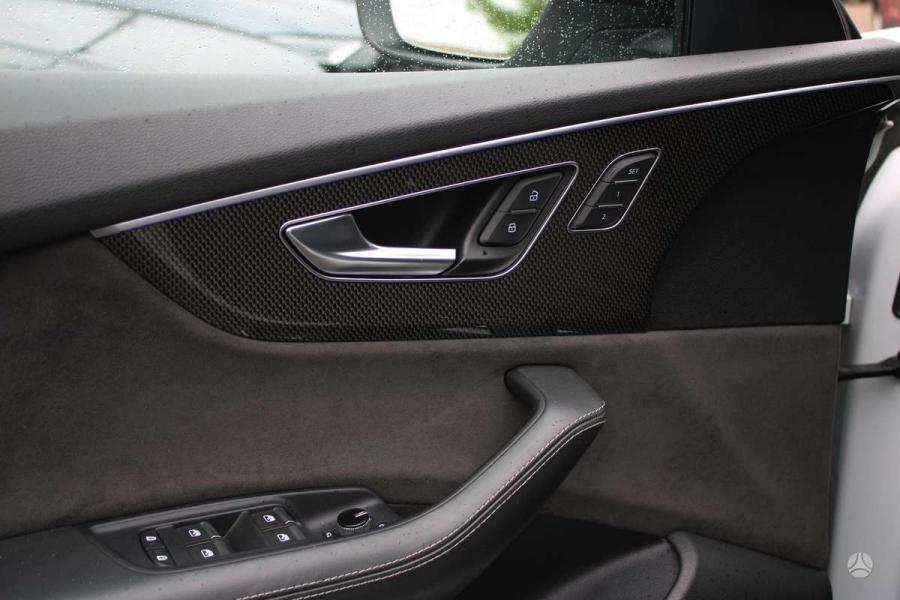 Balts Audi SQ8 2021 Viļņa, ar dzinēja tilpumu 4.00 L un nobraukumu 112 tūkst. km par 53800 €, foto 28 vietnē AUTOMOTO.COM.LV