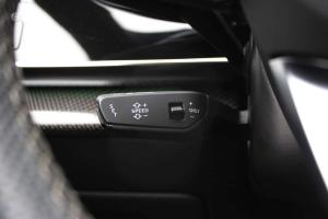 Balts Audi SQ8 2021 Viļņa, ar dzinēja tilpumu 4.00 L un nobraukumu 112 tūkst. km par 53800 €, foto 31 vietnē AUTOMOTO.COM.LV