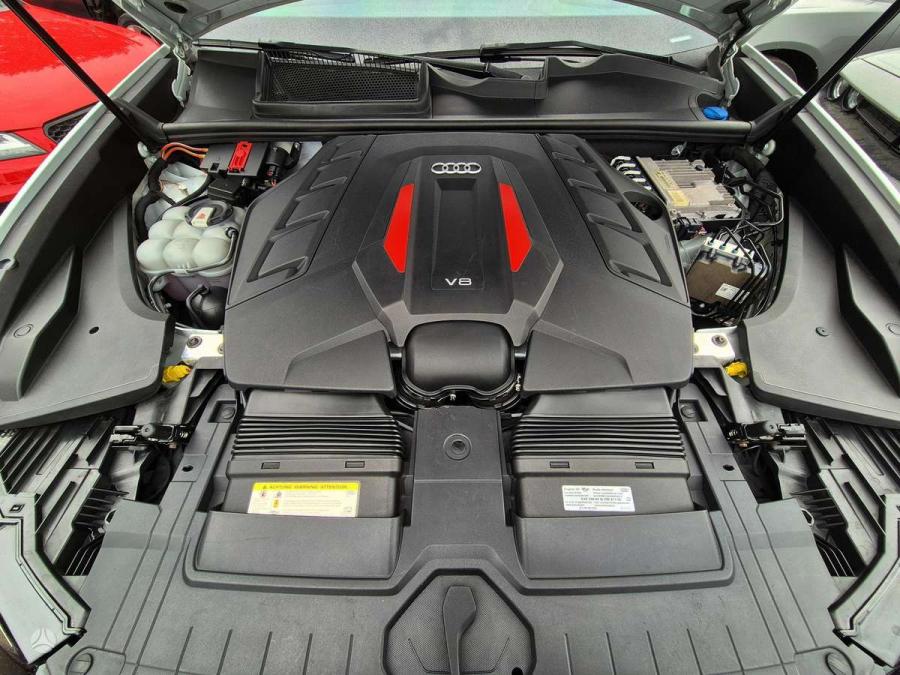 Balts Audi SQ8 2021 Viļņa, ar dzinēja tilpumu 4.00 L un nobraukumu 112 tūkst. km par 53800 €, foto 33 vietnē AUTOMOTO.COM.LV