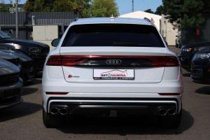 White Audi SQ8 2021 in Vilnius, with an engine capacity of 4.00 L and mileage of 112 thousand km for 52800 €, photo 6 on AUTOMOTO.COM.LV