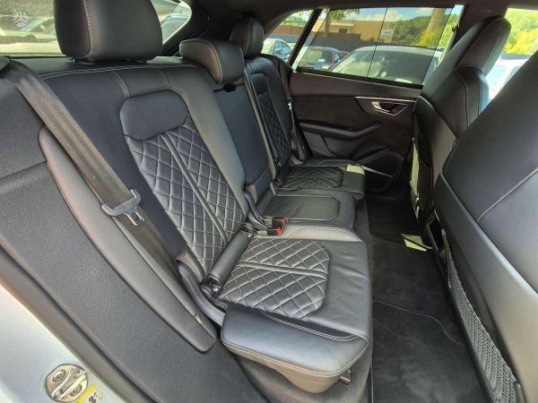 White Audi SQ8 2021 in Vilnius, with an engine capacity of 4.00 L and mileage of 112 thousand km for 52800 €, photo 11 on AUTOMOTO.COM.LV