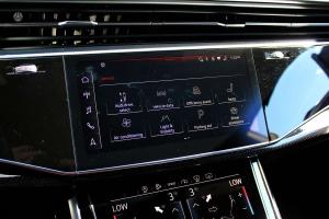 White Audi SQ8 2021 in Vilnius, with an engine capacity of 4.00 L and mileage of 112 thousand km for 52800 €, photo 20 on AUTOMOTO.COM.LV