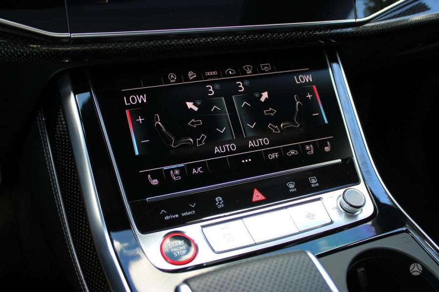 White Audi SQ8 2021 in Vilnius, with an engine capacity of 4.00 L and mileage of 112 thousand km for 52800 €, photo 23 on AUTOMOTO.COM.LV