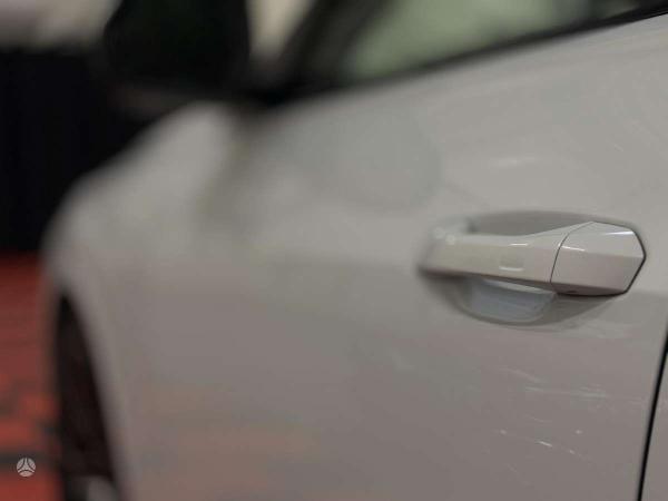 White Audi SQ8 2022 in Vilnius, with an engine capacity of 4.00 L and mileage of 17 thousand km for 72900 €, photo 11 on AUTOMOTO.COM.LV