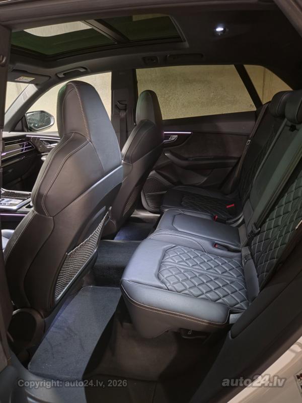 Balts Audi SQ8 2022 Tallina, ar dzinēja tilpumu 4.00 L un nobraukumu 56 tūkst. km par 72000 €, foto 9 vietnē AUTOMOTO.COM.LV