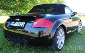 Melns Audi TT 2001 Liepāja, ar dzinēja tilpumu 1.80 L un nobraukumu 278 tūkst. km par 6300 €, foto 7 vietnē AUTOMOTO.COM.LV