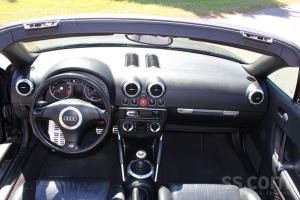 Melns Audi TT 2001 Liepāja, ar dzinēja tilpumu 1.80 L un nobraukumu 278 tūkst. km par 6300 €, foto 11 vietnē AUTOMOTO.COM.LV