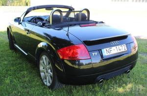 Melns Audi TT 2001 Liepāja, ar dzinēja tilpumu 1.80 L un nobraukumu 278 tūkst. km par 6300 €, foto 6 vietnē AUTOMOTO.COM.LV