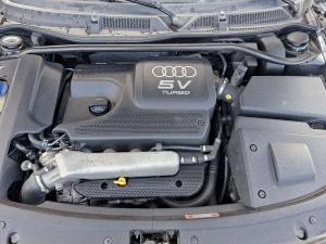 Melns Audi TT 2001 Viļņa, ar dzinēja tilpumu 1.78 L un nobraukumu 235 tūkst. km par 4750 €, foto 20 vietnē AUTOMOTO.COM.LV