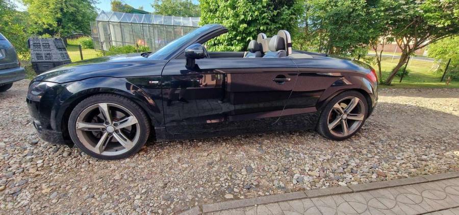 Black Audi TT 2007 in Vilnius, with an engine capacity of 1.98 L and mileage of 235 thousand km for 5900 €, photo 6 on AUTOMOTO.COM.LV