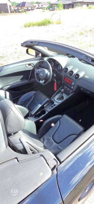 Black Audi TT 2008 in Vilnius, with an engine capacity of 1.98 L and mileage of 208 thousand km for 9900 €, photo 13 on AUTOMOTO.COM.LV