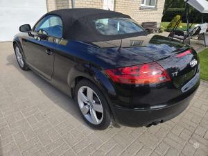 Black Audi TT 2009 in Ukmerge, with an engine capacity of 1.80 L and mileage of 225 thousand km for 5300 €, photo 11 on AUTOMOTO.COM.LV