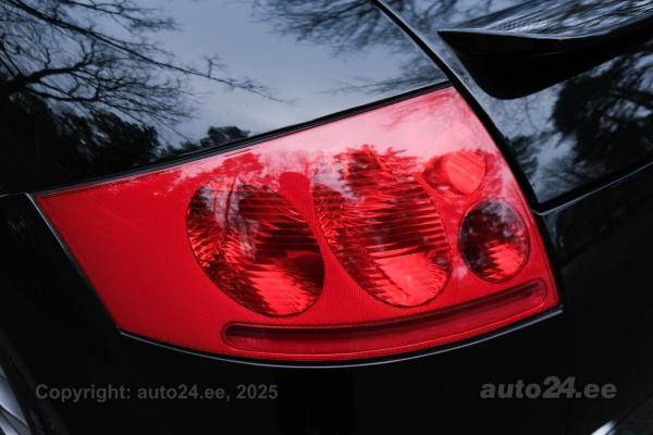Melns Audi TT 1999 Tallina, ar dzinēja tilpumu 1.80 L un nobraukumu 283 tūkst. km par 5500 €, foto 11 vietnē AUTOMOTO.COM.LV