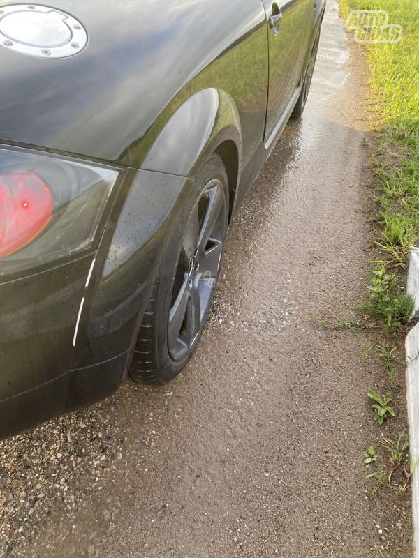 Black Audi TT 1999 in Vilnius, with an engine capacity of 1.80 L and mileage of 232 thousand km for 3200 €, photo 6 on AUTOMOTO.COM.LV