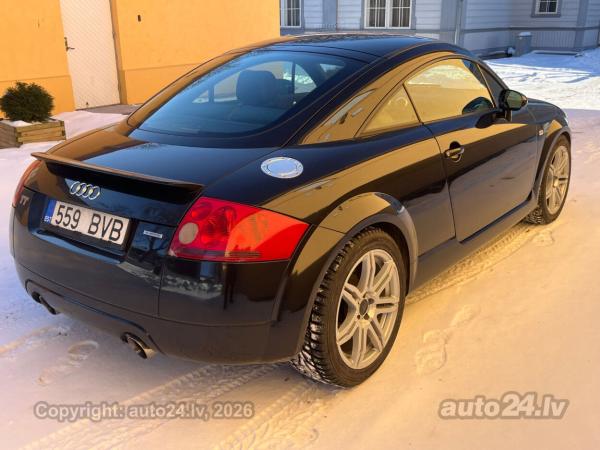 Black Audi TT 2000 in Tallinn, with an engine capacity of 1.00 L and mileage of 261 thousand km for 6400 €, photo 6 on AUTOMOTO.COM.LV
