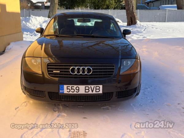 Black Audi TT 2000 in Tallinn, with an engine capacity of 1.00 L and mileage of 261 thousand km for 6400 €, photo 7 on AUTOMOTO.COM.LV