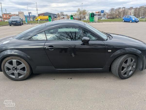 Black Audi TT 2000 in Kaunas, with an engine capacity of 1.80 L and mileage of 350 thousand km for 3200 €, photo 7 on AUTOMOTO.COM.LV