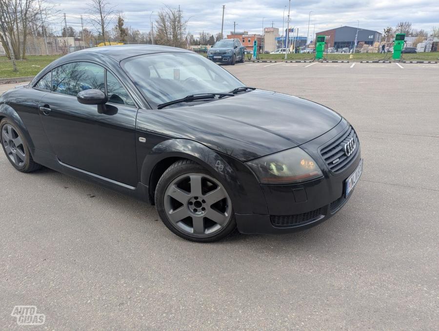 Black Audi TT 2000 in Kaunas, with an engine capacity of 1.80 L and mileage of 350 thousand km for 3200 €, photo 9 on AUTOMOTO.COM.LV