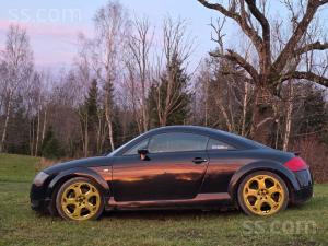 Melns Audi TT 2000 Cēsis, ar dzinēja tilpumu 1.80 L un nobraukumu 294 tūkst. km par 3400 €, foto 5 vietnē AUTOMOTO.COM.LV